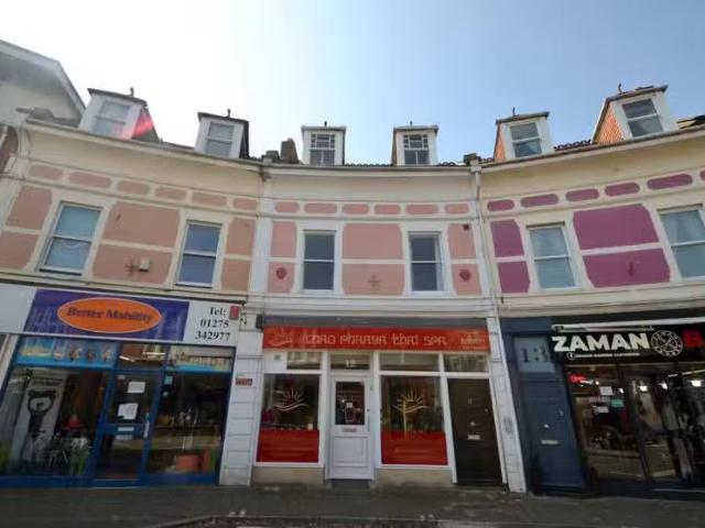 1 bedroom flat for rent in Station Road, Clevedon, BS21