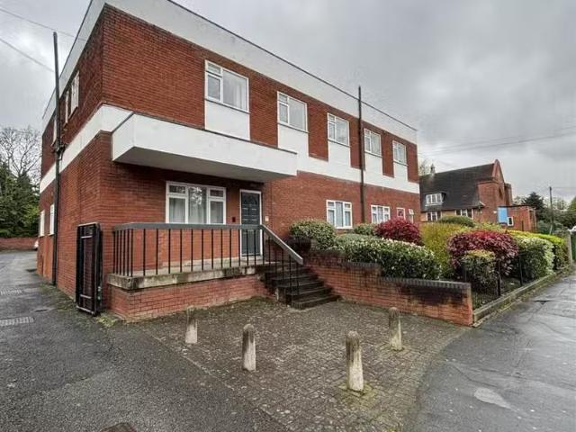 1 bedroom flat for rent in Station Road, Abirds Green, Birming.