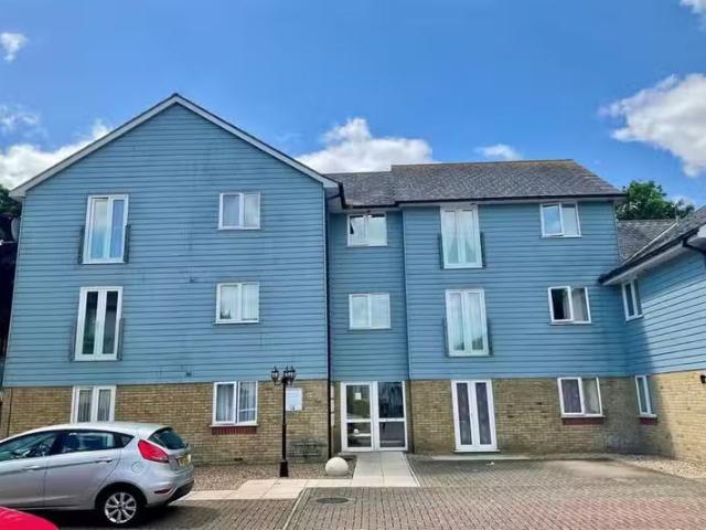 1 bedroom flat for rent in Stable Court, CT17