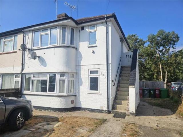 1 bedroom flat for rent in Stafford Avenue, Slough, Berkshire, SL2