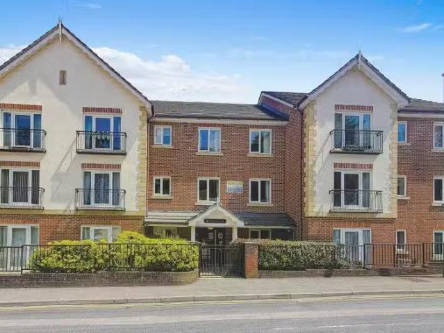1 bedroom flat for rent in Stafford road, CR3