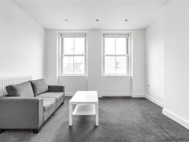1 bedroom flat for rent in Stile Hall Mansions, 148 Wellesley Road, W4