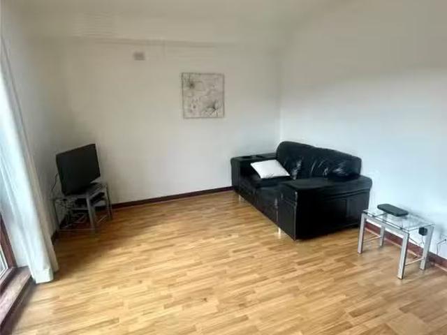 1 bedroom flat for rent in Strawberry Bank Parade, City Centre.