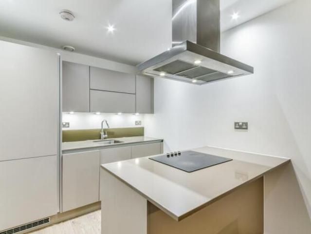 1 bedroom flat for rent in Stratosphere Tower, 55 Great Eastern Road, Stratford, London, E15