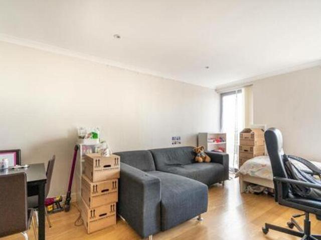 1 Bedroom Flat For Rent In Stratford, London