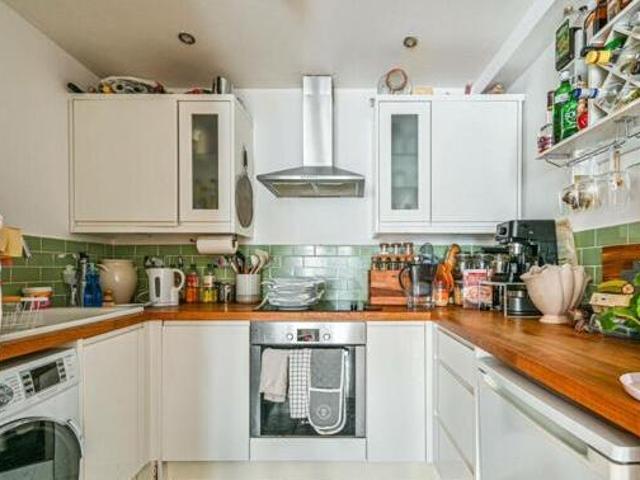 1 Bedroom Flat For Rent In Streatham Hill, London