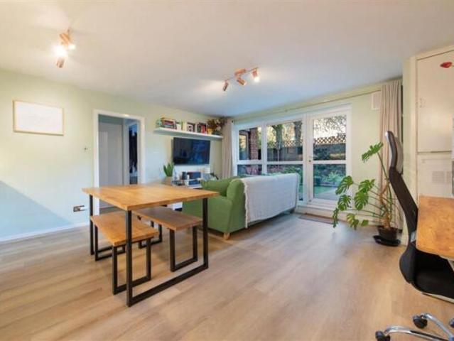 1 bedroom flat for rent in Sturmer Way, Caledonian Road, N7