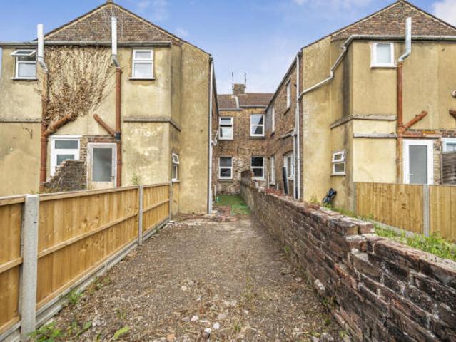1 bedroom flat for rent in Sugden Road, Worthing, West Sussex, BN11