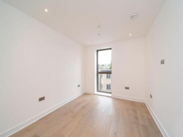 1 bedroom flat for rent in 10 Hazel House, 76 Westmead Road, Sutton SM1 4JF, SM1