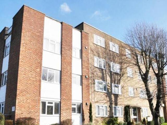 1 Bedroom Flat For Rent In Sutton, Surrey