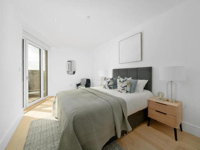 1 bedroom flat for rent in Sutton Park House, Carshalton Road, Sutton, SM1