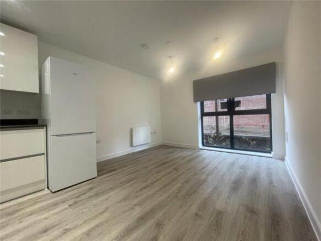 1 bedroom flat for rent in Sylvester Close, Derby, Derbyshire, DE1