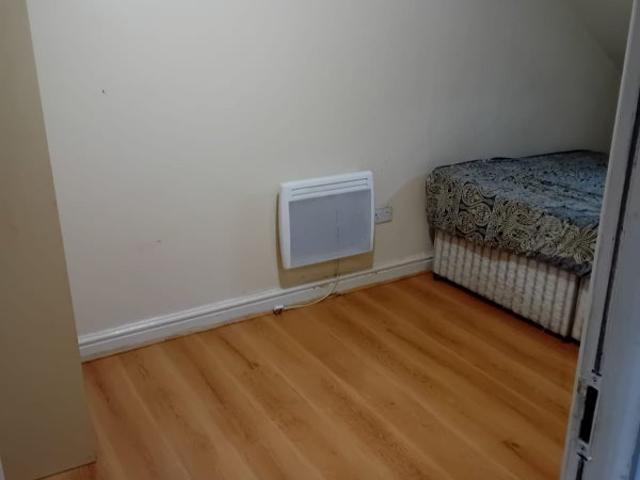1 bedroom Flat Great location Nice Neighbours