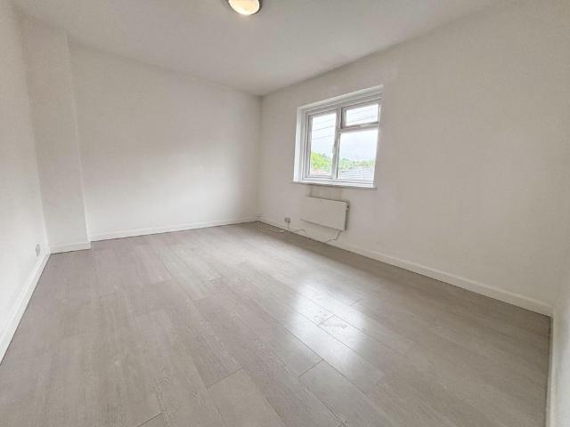 1 Bedroom Flat High Wycombe