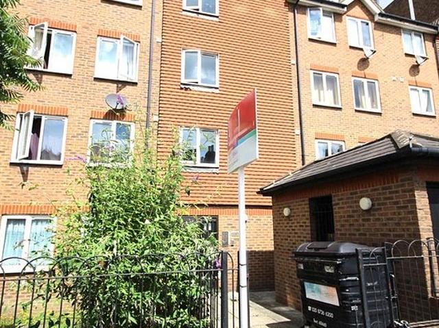1 bedroom flat in Thornton Heath