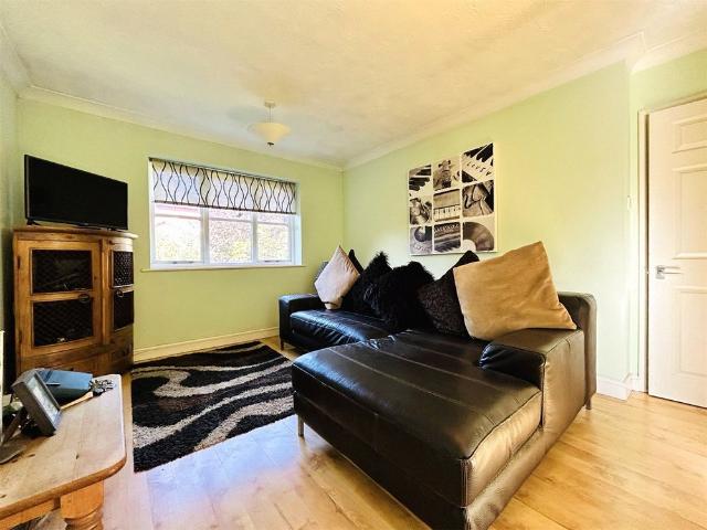 1 bedroom Flat in Walkers Place, Reading