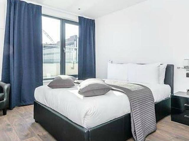 1 bedroom flat in Wembley