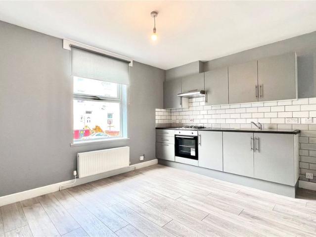 1 bedroom Flat in Zinzan Street, Reading