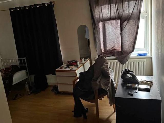 1 bedroom flat in Barking