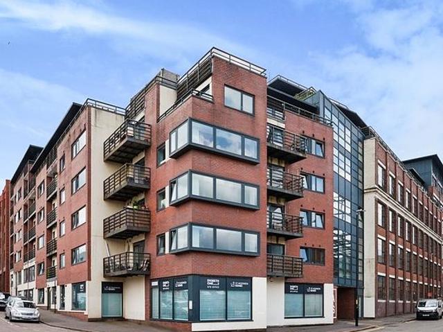 1 bedroom flat in Birmingham