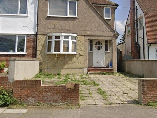 1 bedroom flat in Bromley