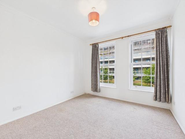 1 bedroom Flat in Cookham Road, Maidenhead