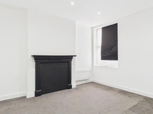 1 bedroom flat in Enfield