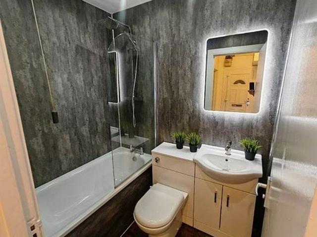 1 bedroom flat in Glasgow