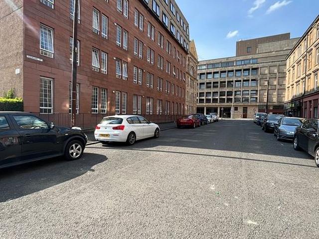1 bedroom flat in Glasgow