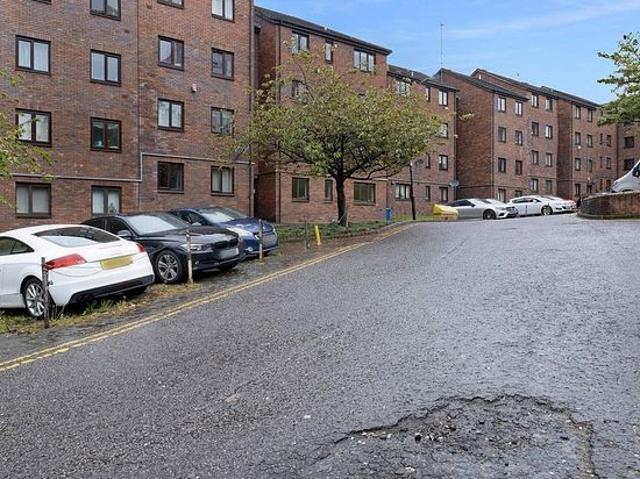 1 bedroom flat in Glasgow