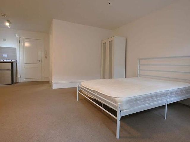 1 bedroom flat in Glasgow
