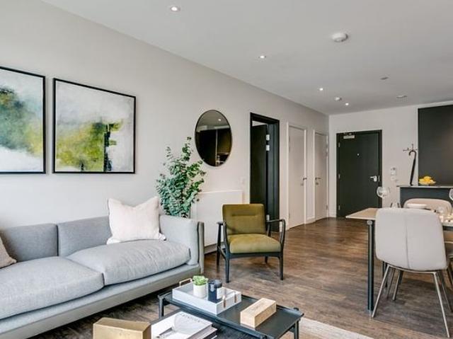 1 bedroom flat in Greenford
