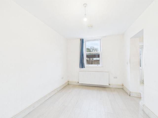 1 bedroom Flat in Grenfell Road, Maidenhead