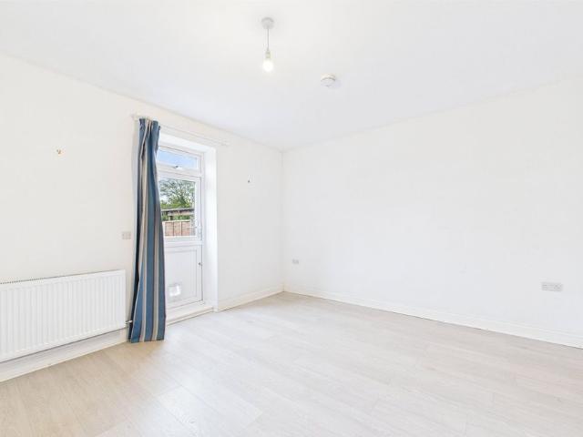 1 bedroom Flat in Grenfell Road, Maidenhead