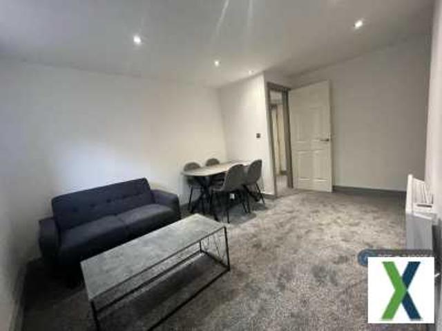 1 bedroom flat in Harehills Avenue, Leeds, LS8 1 bed #2400254
