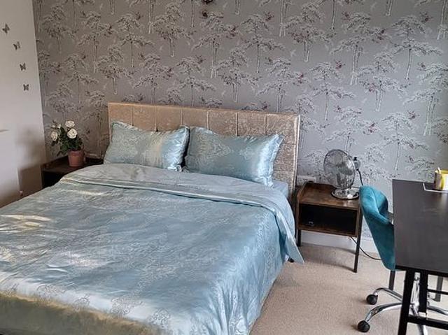 1 bedroom flat in Harrow