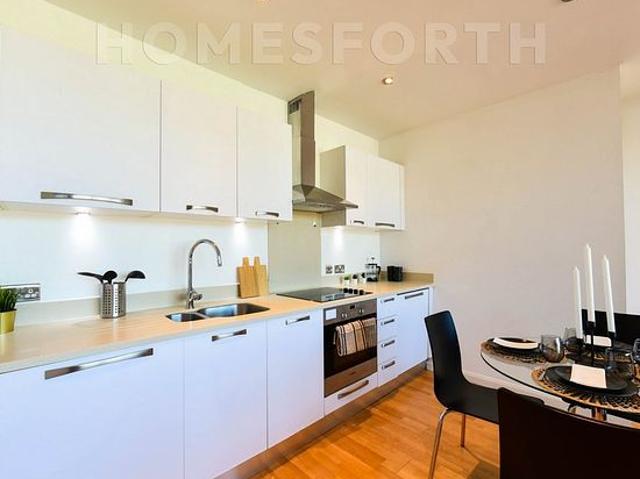 1 bedroom flat in Harrow