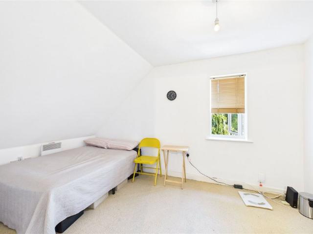 1 bedroom Flat in Haydon Place, Farnborough