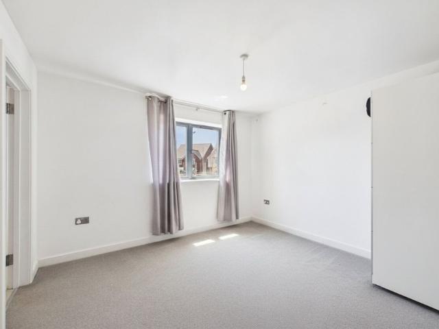 1 bedroom Flat in Hibbert House, Maidenhead