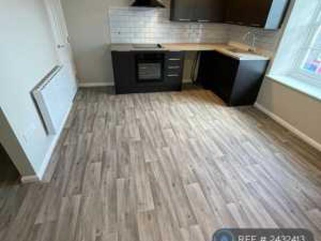 1 bedroom flat in High Street, Queenborough, ME11 1 bed #2432413
