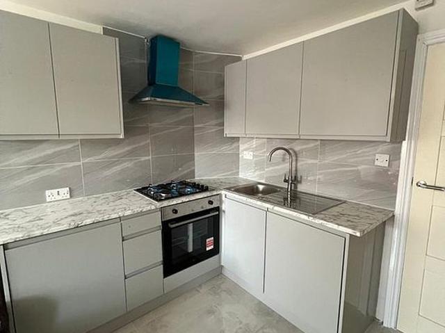 1 bedroom flat in Ilford