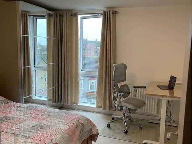 1 bedroom flat in Ilford