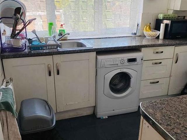 1 bedroom flat in Ilford