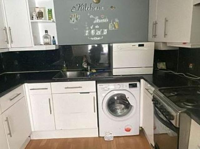 1 bedroom flat in Ilford