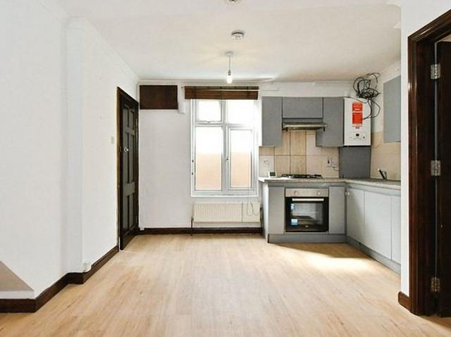 1 bedroom flat in Isleworth