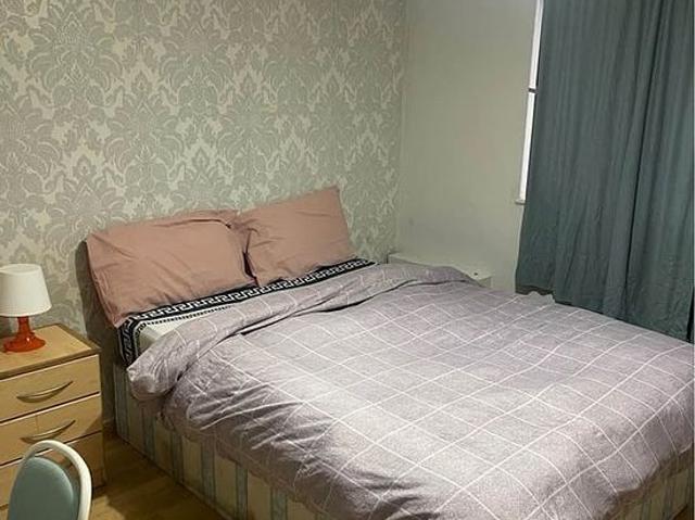 1 bedroom flat in Isleworth