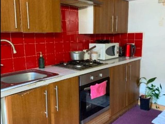 1 bedroom flat in Leeds