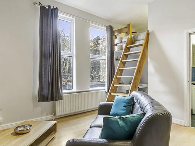 1 bedroom flat in Leeds