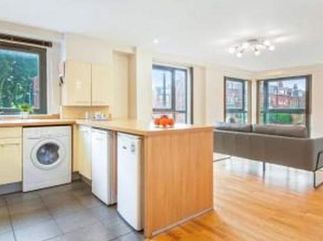1 bedroom flat in Leeds