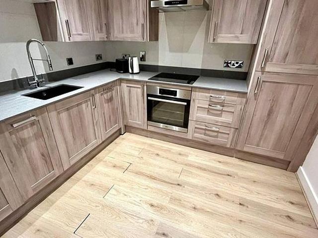 1 bedroom flat in Leeds